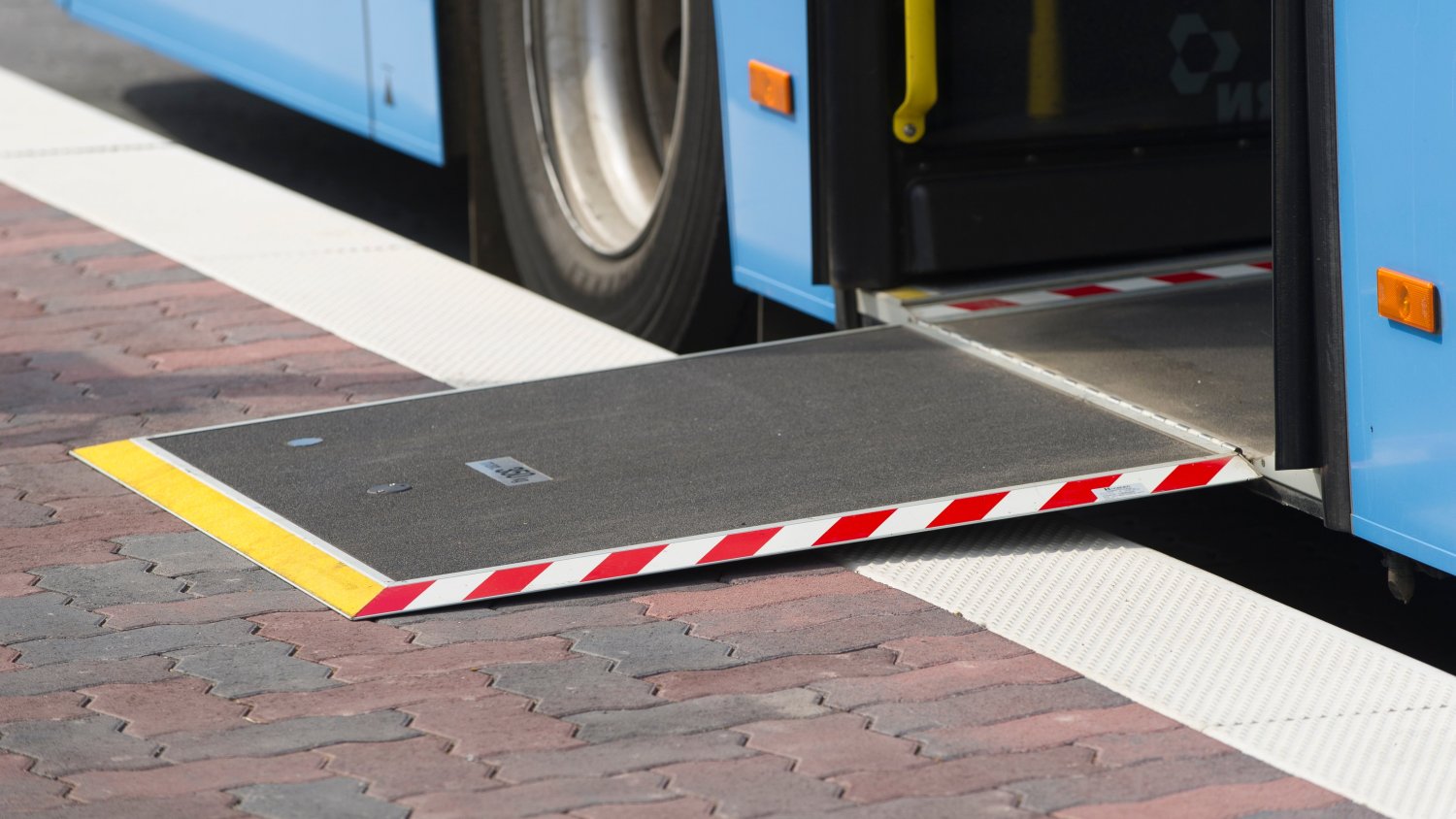 Mobilitätstraining im Bus für Seniorinnen und Senioren in der ...